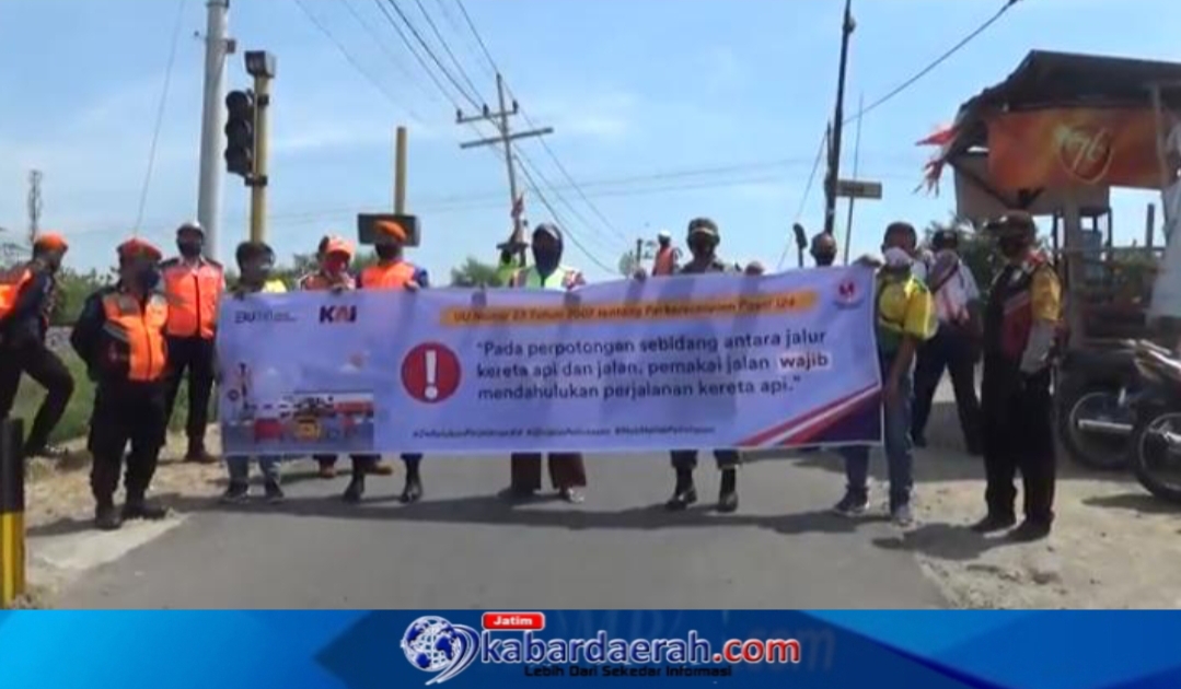 Rawan Kecelakaan, KAI Daop 7 Madiun Lakukan Sosialisasi Keselamatan di Perlintasan Sebidang ...